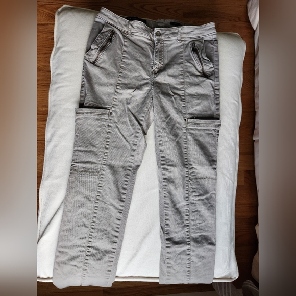 Lee | Pants & Jumpsuits | Lee Modern Series Striaght Fit Size 6 Medium ...